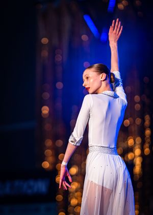 B A L L E E | Marta Bryla